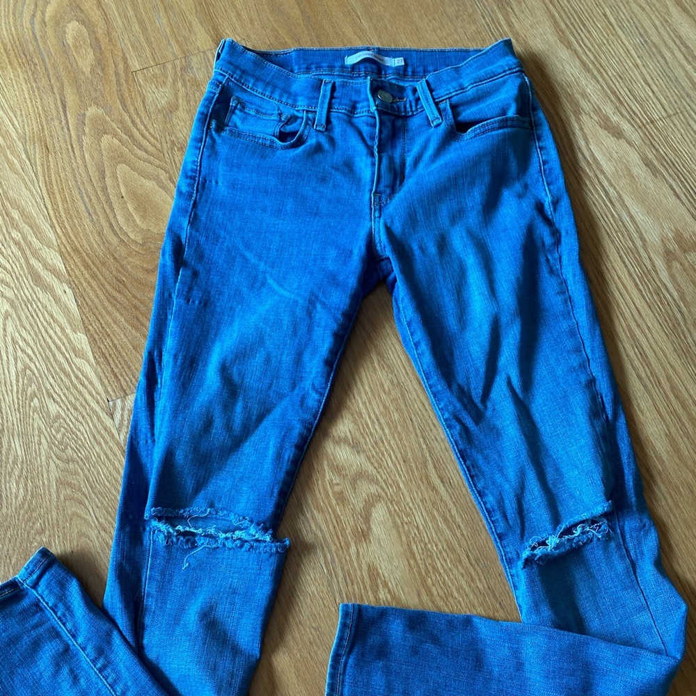 Levi’s 27 Inch Waist Light Blue With Holes - Gem